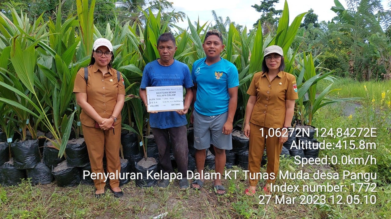 10 Koptan Mitra Terima Bantuan Perkebunan - mediasulut.co
