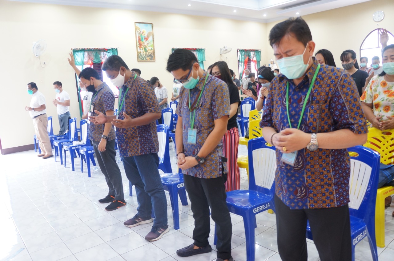 PLN Manado Berbagi Kasih di Gereja Abigail Rutan Manado - mediasulut.co